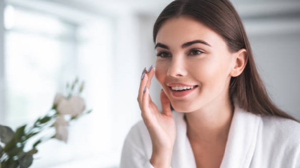 Hallstar’s New Natural Active Promotes Luminous & Healthy-looking Skin