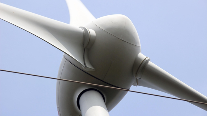 New method to repurpose wind turbine blades into stronger plastics