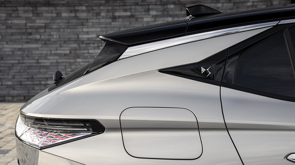 Sumika Manufactures First-ever Short Glass Fiber Reinforced PP Inner ...